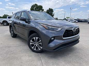 2023 Toyota Highlander XLE for Sale (with Photos) - CARFAX