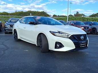Used 2023 Nissan Maxima SR for Sale Near Me - CARFAX
