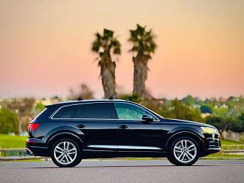 Used 2018 Audi Q7 for Sale Near Me - CARFAX